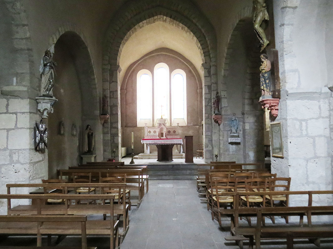 EGLISE SAINT-GERMAIN à Créchy Le guide des hotels restaurants de l’Allier