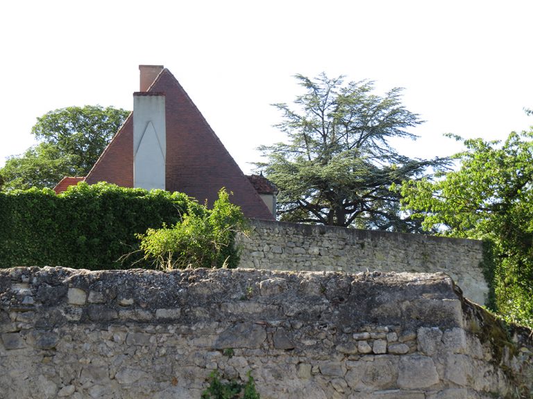 CHATEAU DE CRECHY à Créchy Le guide des hotels restaurants de l’Allier